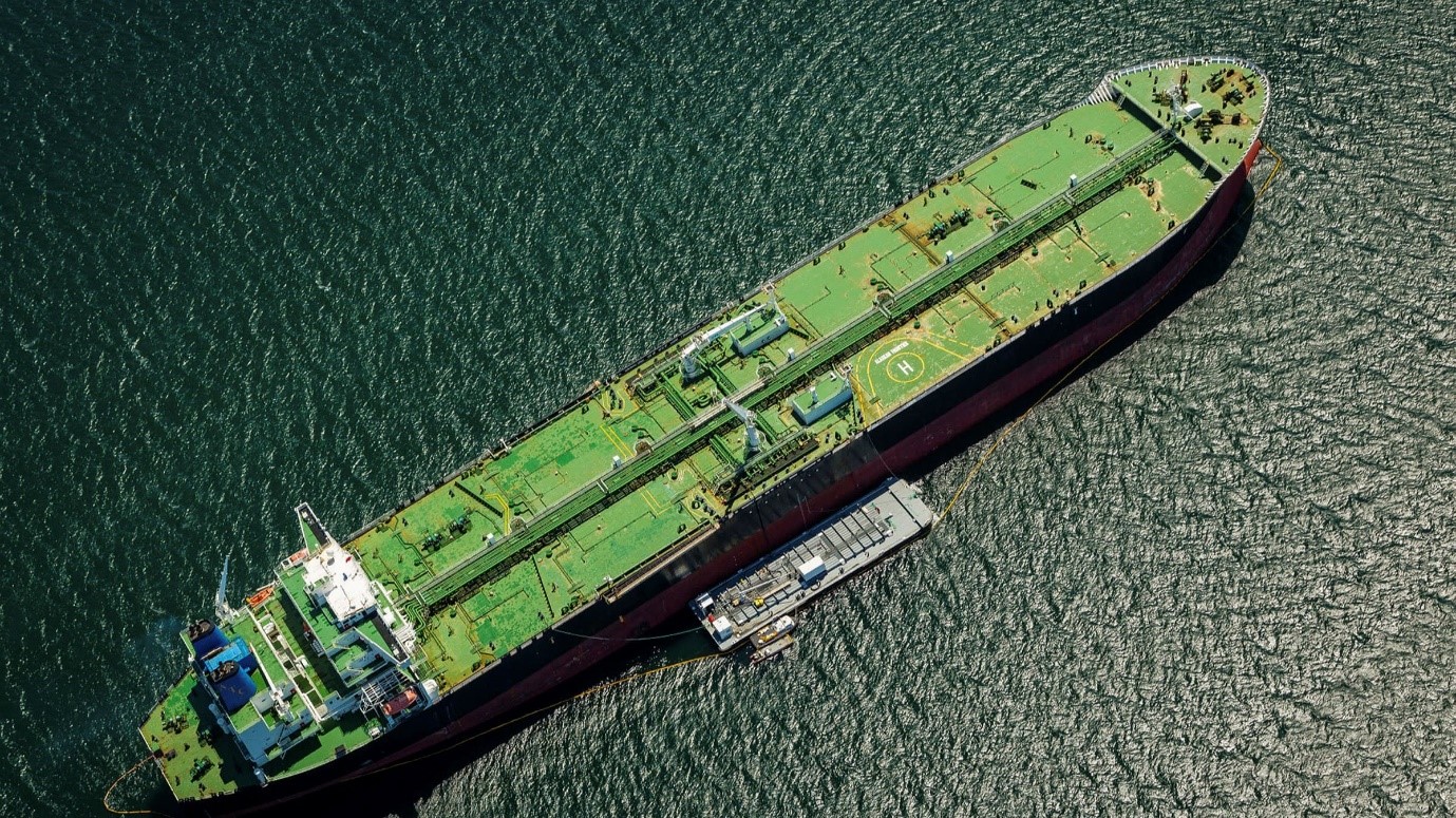 Floating storage of oil cargoes